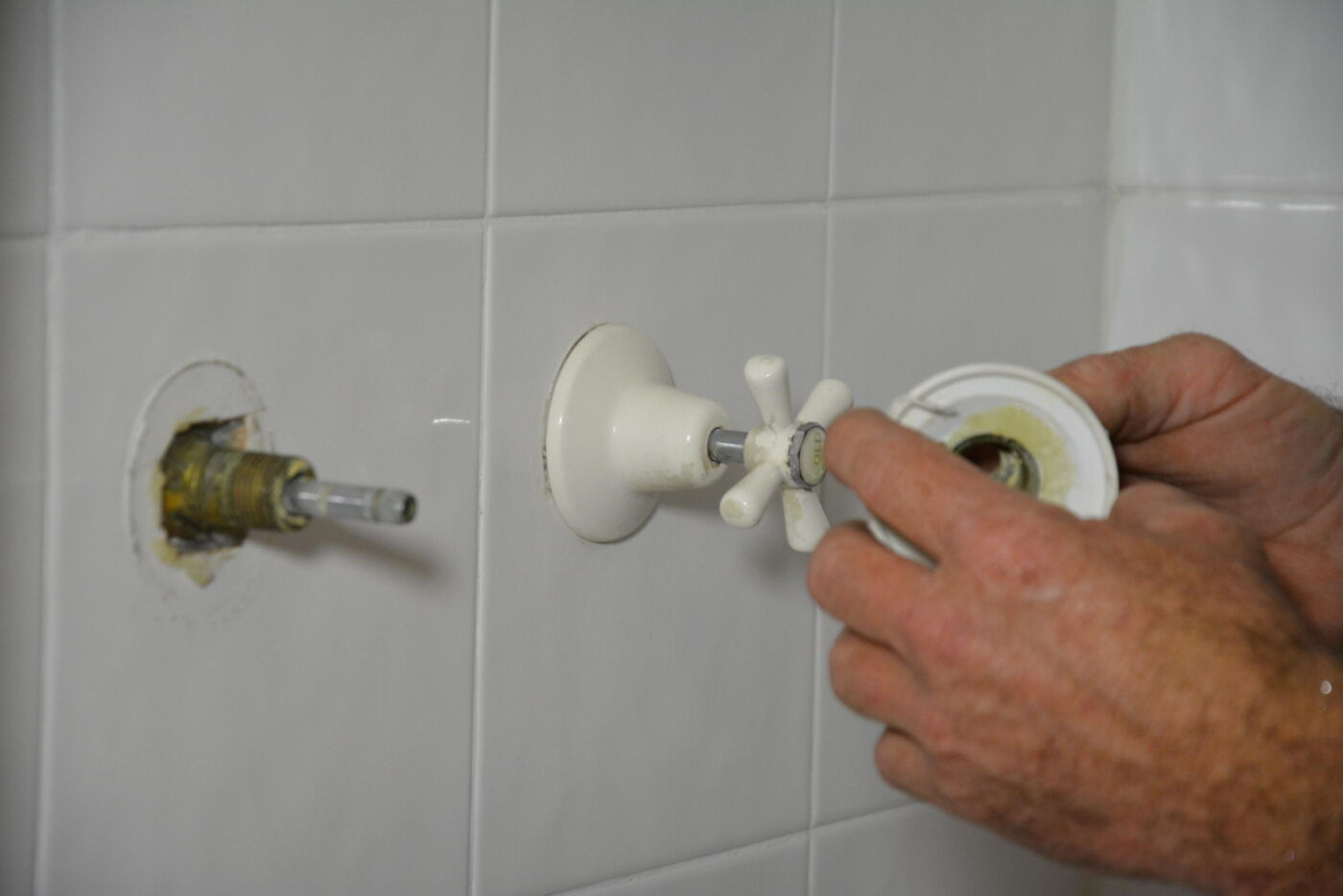 How to Fix a Leaking Tap | Australian Hot Water