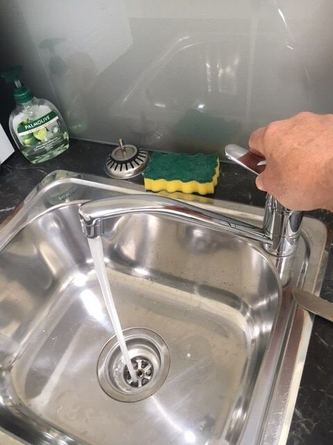 How to Turn Hot Water System On & Off | Australian Hot Water